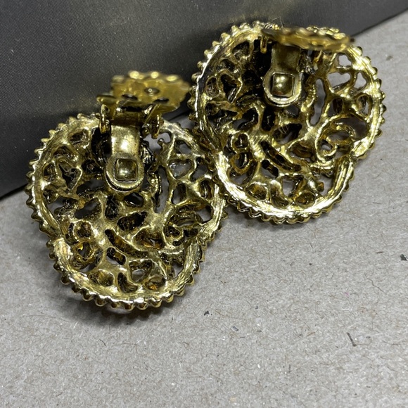 Jewelry | Lisner Pink Red Rhinestone Clip On Earrings Image Of Brooch ...